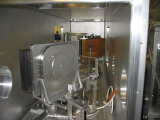 FEMTOSECOND PULSE MANIPULATION: New tools compress and shape ultrafast ...