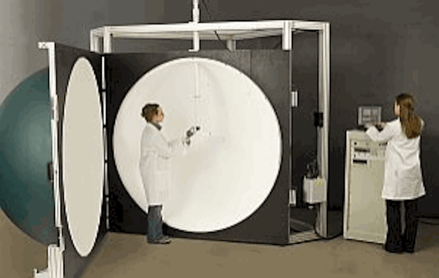 Product Focus Integrating Spheres How To Select An Integrating Sphere For Your Application