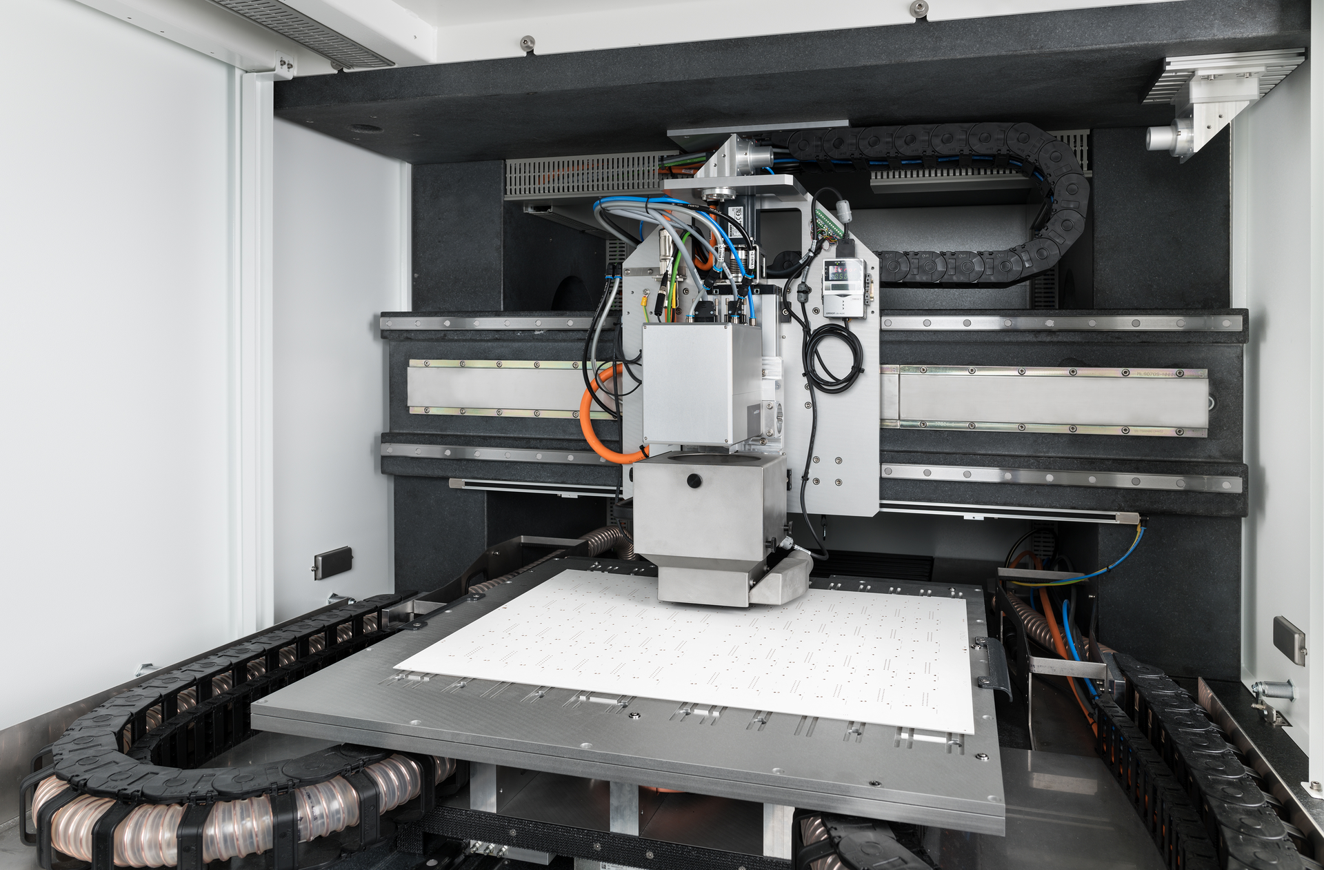 Laser system from InnoLas Solutions achieves 5 μm accuracy | Laser ...