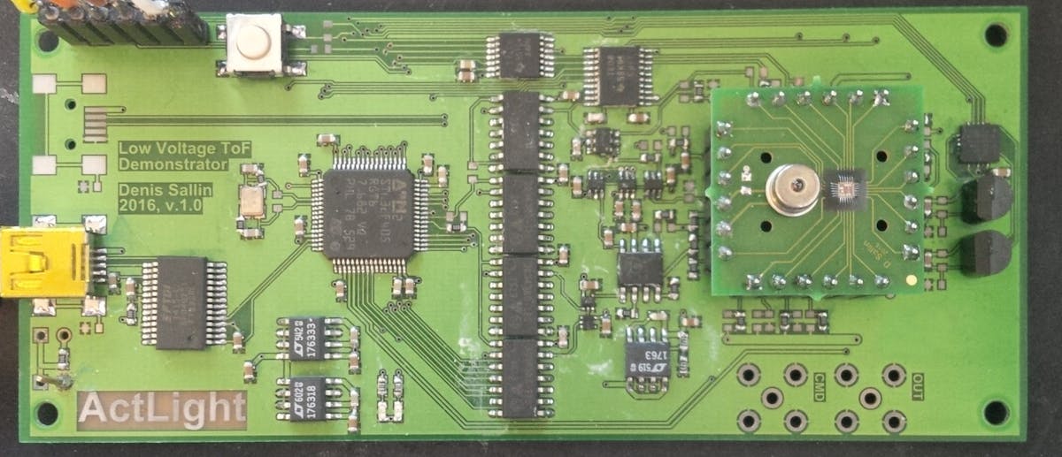 Photodiodes: Dynamic photodiodes reach single-photon sensitivity at low voltages, with minimal ...