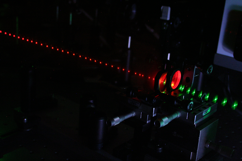 DYE LASERS: Small pulsed organic laser is highly efficient | Laser ...