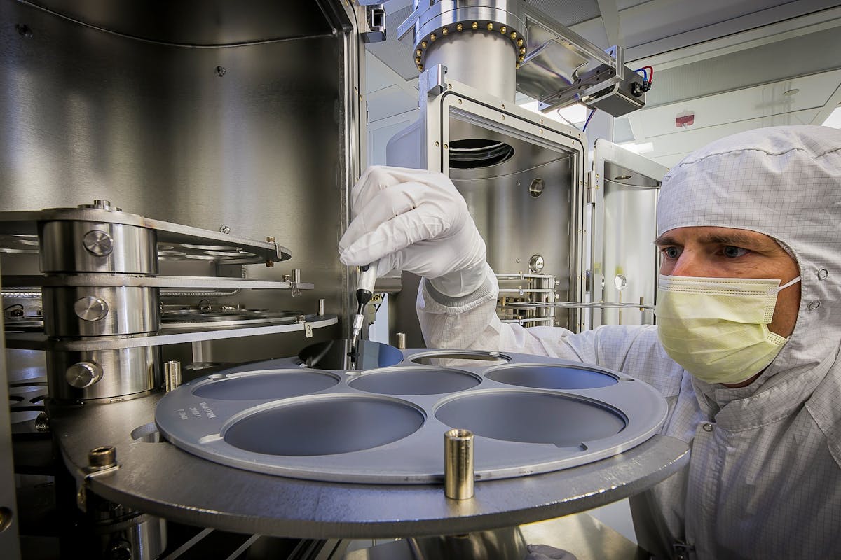 Business Forum: High-power laser diodes, niche by nature - an interview ...