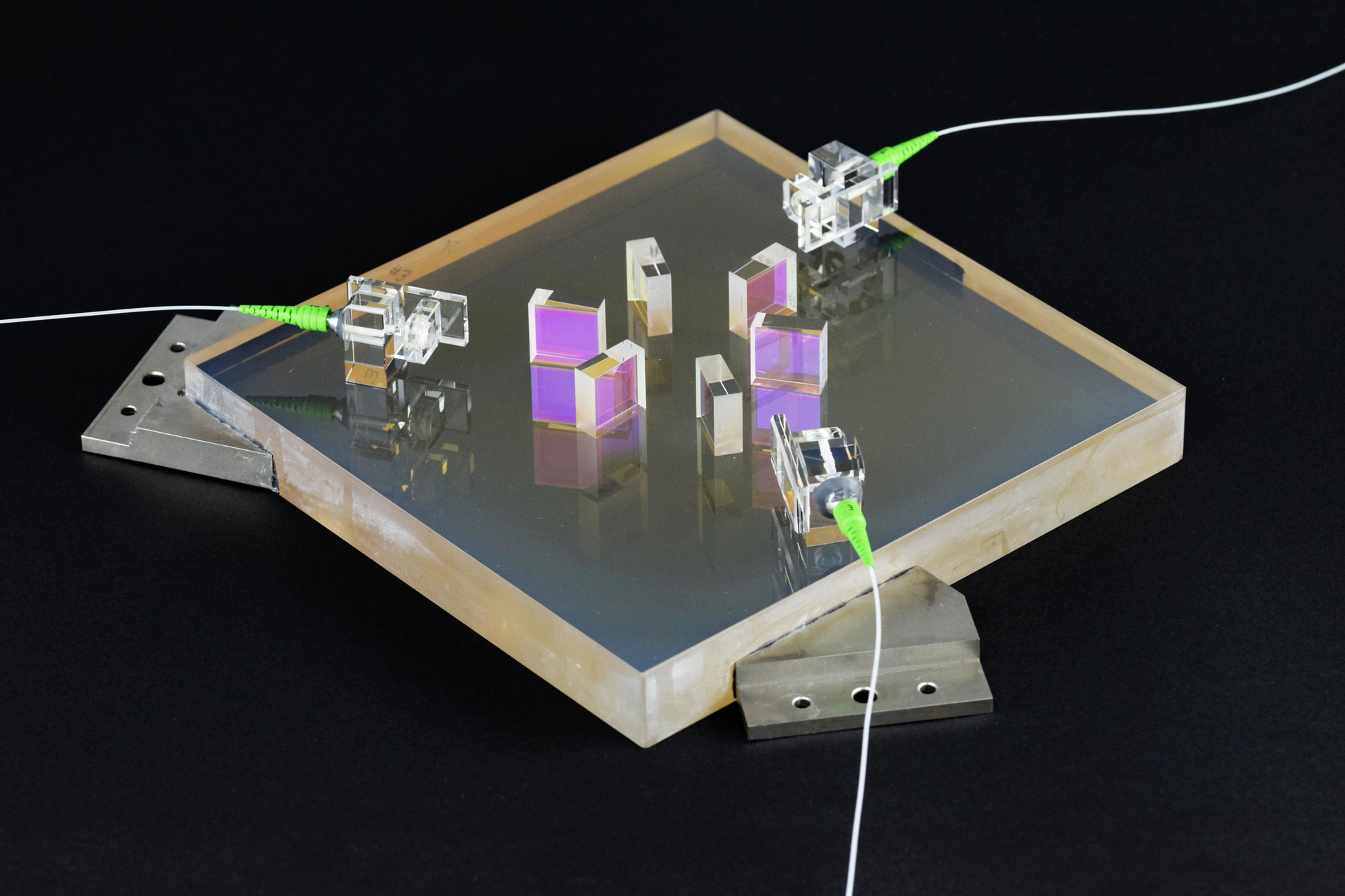 Earth-based high-precision bench will test space-based LISA ...