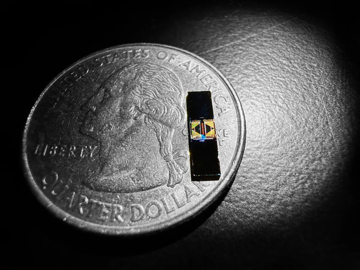What happens when you throw a weak laser into a frequency comb? | Laser ...
